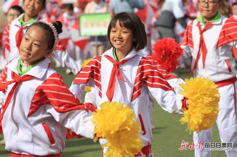 嘉峪关市逸夫小学校长 逸夫小学校长 第3页 大山谷图库