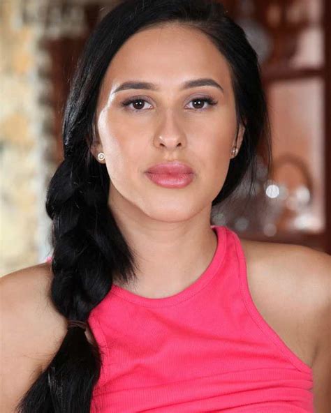 Alyssa Bounty Wiki Bio Age Biography Height Career Photos More