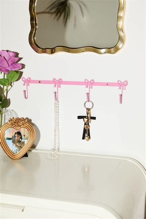 어반아웃피터스 페넬로페 월 멀티후크 위시버킷