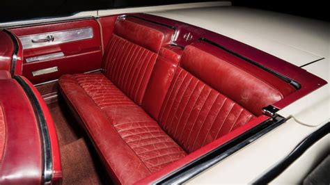 1963 Lincoln Continental Interior