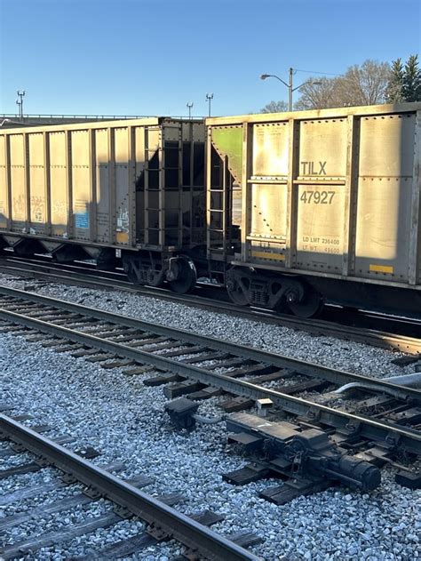 Ecp Or Ballast Dump Or Twin Brake Pipe Norfolk Southern Roanoke R Trains