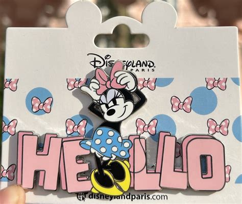 Minnie Adjusting Pink Bow — Hello Pin 76713
