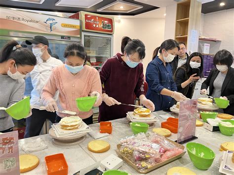 中集天达吉荣三八妇女节蛋糕DIY主题活动 深圳中集天达吉荣航空制冷有限公司