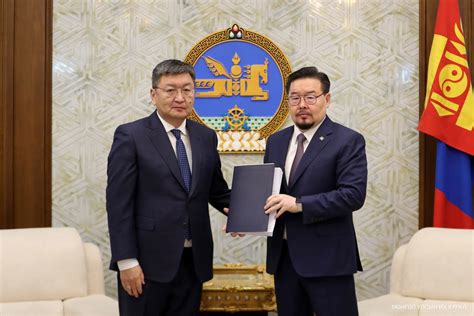 “Улс төрийн намын тухай хууль“ ийн шинэчилсэн найруулгын төслийг өргөн мэдүүллээ