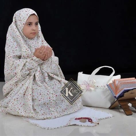 خرید و قیمت ست جشن تکلیف شاپرک جنس تترون رنگ سفید قد 165 همراه با کیف و سجاده پس کرایه ترب