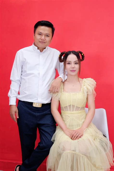 ឧកញ៉ា យឹម តាស្រង់ បើកបង្ហាញឱ្យប្រជាជនខ្មែរបានស្គាល់អ្វីដែលជាផលិតផលគុណភាពពិត