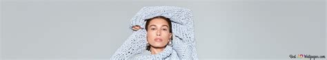 Hailey Baldwin X Vogue Shoot 4k Wallpaper Download