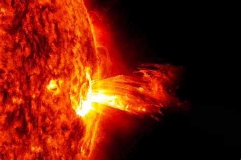 Sun Ejects Largest X Class Solar Flare In 7 Years Auroras May Be