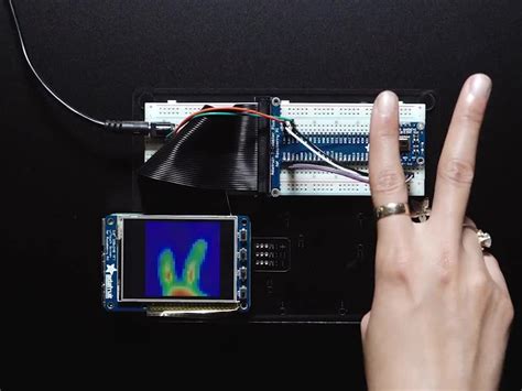 adafruit amg8833 ir thermal camera breakout [stemma qt] id 3538