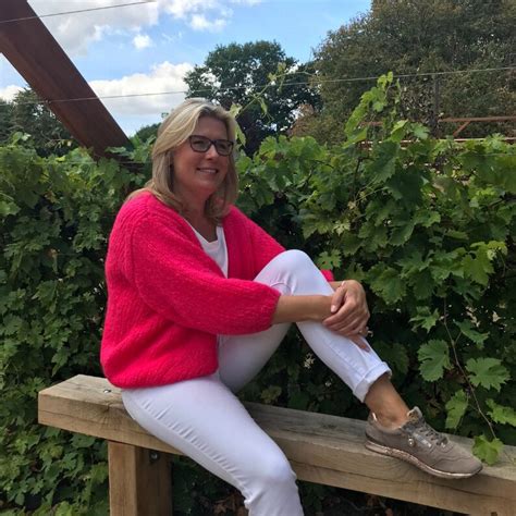 3 BREIPATRONEN Bernadette & Sisters I vest l cardigan I oversized ...