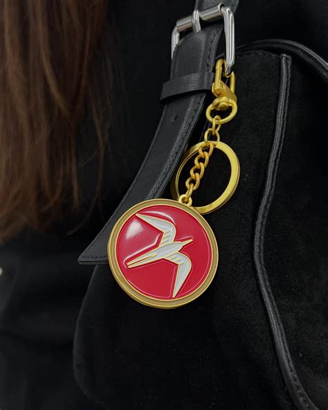 소다코리아 주문제작메달 뺏지 전문 메달제작 성남시 유도회 메달입니다🏅 배색 끈까지 마음에 들었던 메달입니다 깔끔한데 디테일까지 더한 흔하지 않은 디자인이라 목에