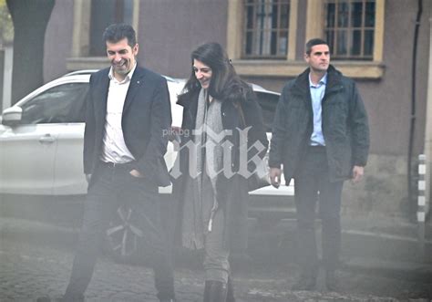 ЕКСКЛУЗИВНО В ПИК ДРАМА в ПП ДБ Христо Иванов Лорер и Асен Василев поискали от Кирил Петков