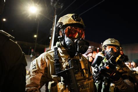 Us Actor Reveals Theyre ‘carrying Passport All The Time Over Ice Fears