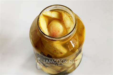 Моченые яблоки дольками резаные в банках на зиму — рецепт с фото пошагово