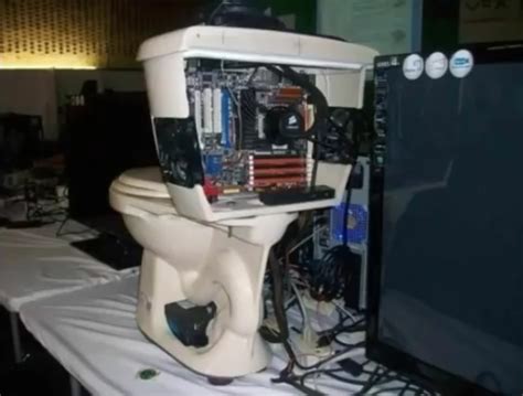 Pc Gamer Meme Subido Por Callacagada Memedroid