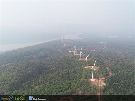 กังหันลม เขายายเที่ยง ชมวิวลำตะคอง