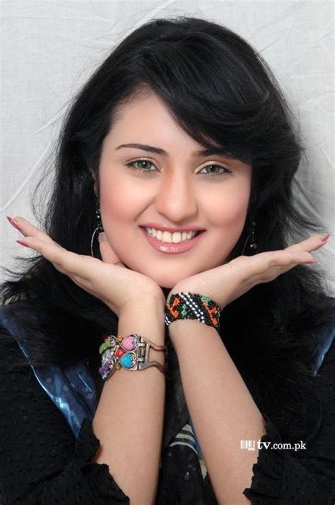 Sara Raza Khan Pakistani Singer ~ Bio Wiki Photos Videos
