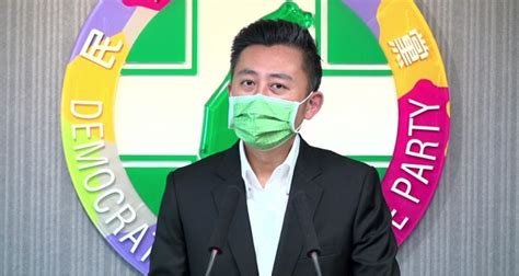 林智堅退選原因「疑曝光」！鄭寶清：中華大學也認定抄襲 蕃新聞