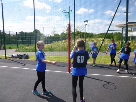 Wembrook Primary School Year 6 Netball Team