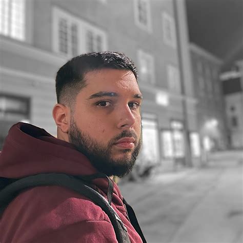 Stavro Xhardha Twitter Linktree