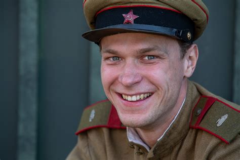 Рецензии на фильм Калашников (2020), отзывы