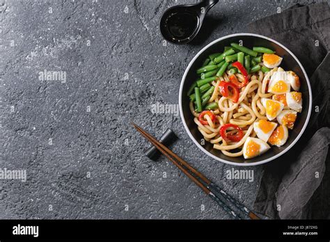 Stir Fry Udon Noodles Stock Photo Alamy