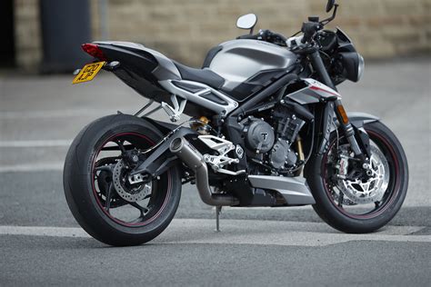 Racefit Triumph Street Triple 765 Rs 2017 2018 Black Edition
