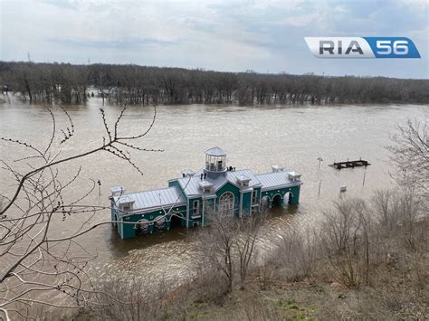 Стабилен — 1187 сантиметров. Уровень Урала у Оренбурга на 6:00 14 ...