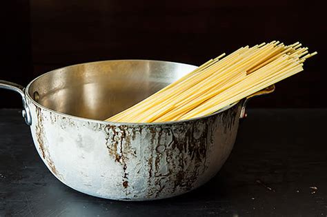 How To Properly Salt Your Pasta Water