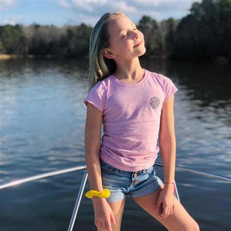 Imgchili Vladmodels Anna Y123 Black Models Picture Foto