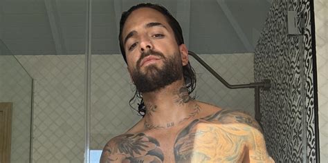 Maluma Is Lean Ripped And Thirsty As Hell In Post Shower Selfie