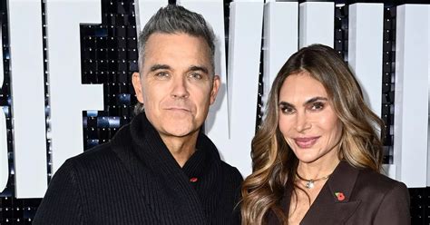 As Robbie Williams Netflix Documentary Launches Wife Ayda Reveals Phone Call Which Ended