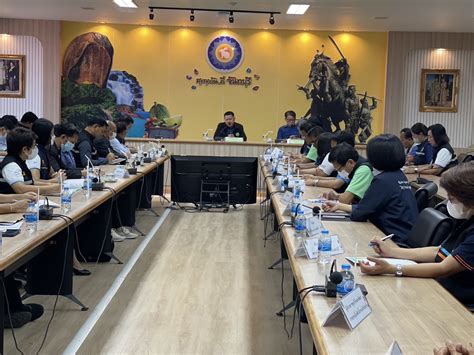 ปลัดเกษตรฯติดตามสถานการณ์ผลไม้ภาคตะวันออก พร้อมเยี่ยมชมกระบวนการผลิต ส่งออกของเกษตรกรจันทบุรี