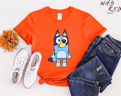 블루이 패밀리 티셔츠 블루이 만화 티셔츠 블루이 티셔츠 판매 중 Michael Parkin Sku 41564 Printerval