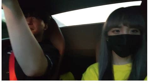 요즘은 그냥 얼굴 까고 방송하는 견자희