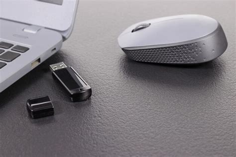 Premium Photo Laptop Flash Drive And Computer Wireless Mouse