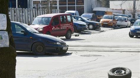 Автобус и кола катастрофираха на бул Константин Величков в София Криминално Новини Бг