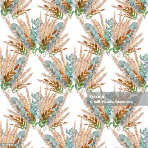 흰색 바탕에 수채화 보헤미안 꽃다발이 있는 매끄러운 패턴 손으로 그린 베이지색 작은 이삭과 유칼립투스 결혼 축하를 위한 자연