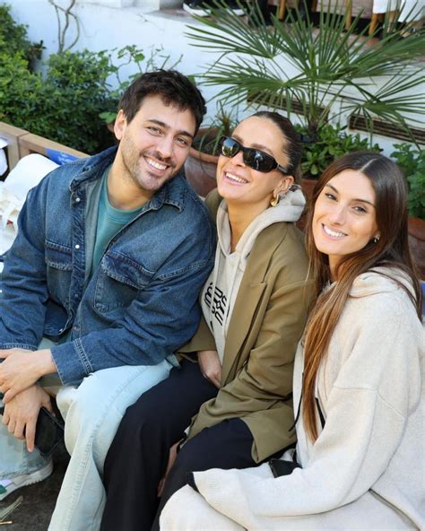 De La China Suárez A Tuli Acosta Los Mejores Y Peores Looks En El Desfile De Sofía Sarkany Caras