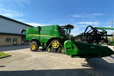 S780 Combine And Header Ben Burgess