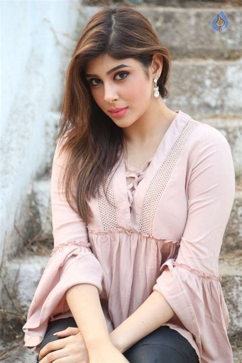 Aditi Singh Latest Gallery Photo 38 Of 54