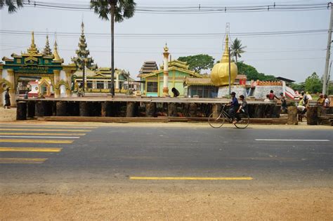 နတ်တလင်းမြို့နယ်တွင် မဟာသင်္ကြန်ဗဟိုရေကစားမဏ္ဍပ် စတင်ဆောက်လုပ် Information And Public