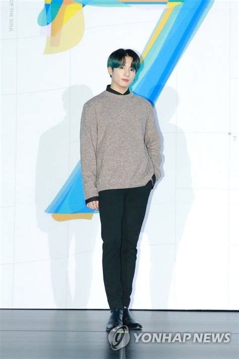 Bts 정국의 솔로곡 시차 빌보드 3주 연속 톱10…식지않는 인기 아시아경제