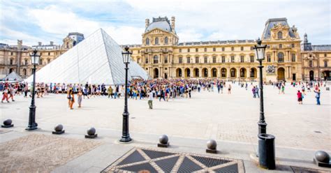 ‘박물관은 살아있다…루브르 박물관 방문객 코로나 이전 수준 회복