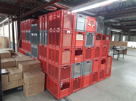 Large Lot Of Assorted Plastic Stacking Storage Crates Able Auctions
