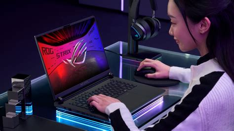 Asus Yeni Rog Strix Scar Ve Strix G Yi T Rkiyede Sat A Sundu Technotoday