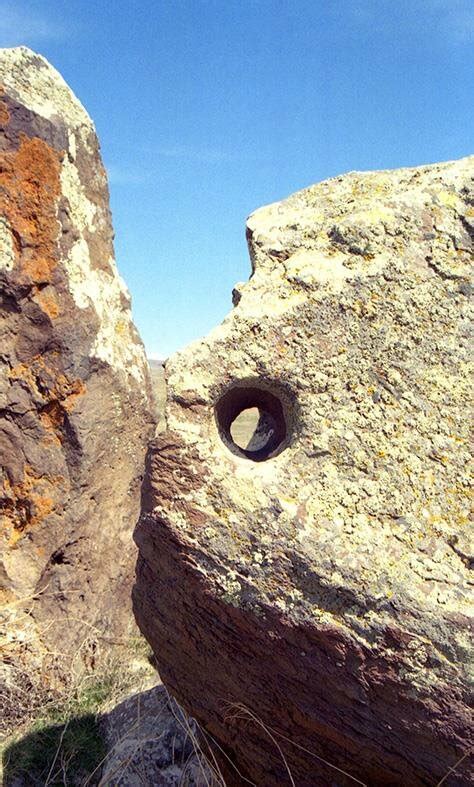Megalithic Object Karahunch Armenia Download Scientific Diagram
