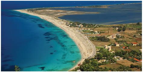 Ραψωδίες α η δύο φορές στη λ ξ δύο φορές στην π και ω ΠΑΕΙ ΚΑΝΕΙΣ ΠΕΖΟΣ ΣΤΗΝ ΙΘΑΚΗ