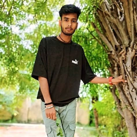 Swifttશિવા🌛 Shivarajput07x • Threads Say More