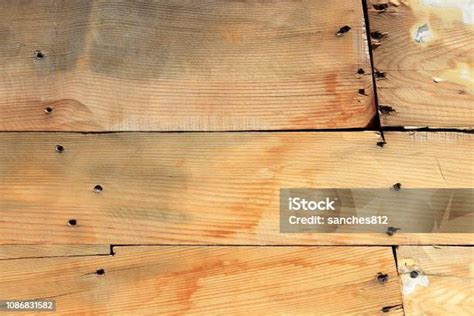 나무 판자 선상 텍스처 나무 배 보드 손톱과 나사 배경입니다 거친에 대한 스톡 사진 및 기타 이미지 거친 건축물 깨짐 Istock